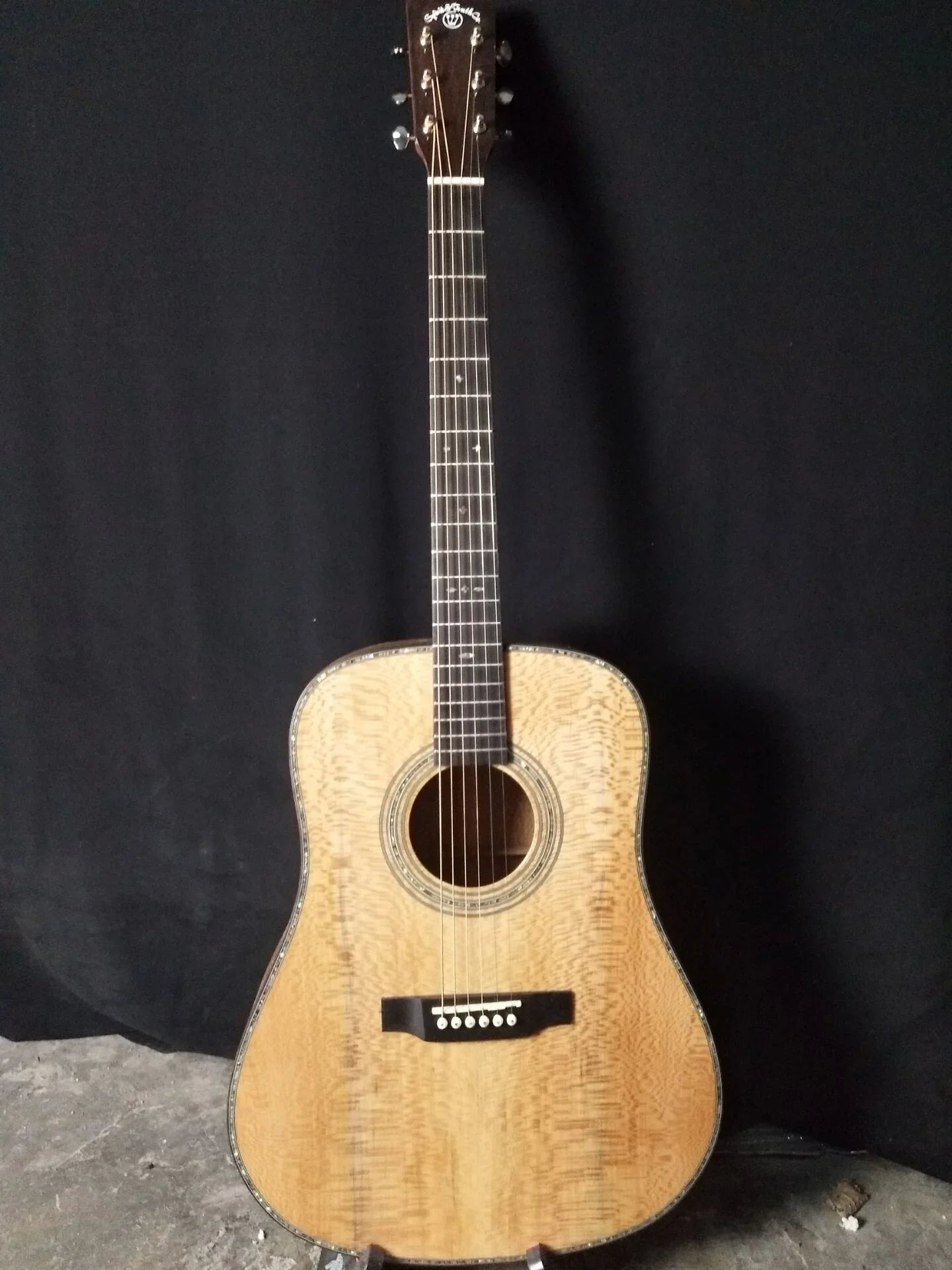 Collections – Byroncustomguitars
